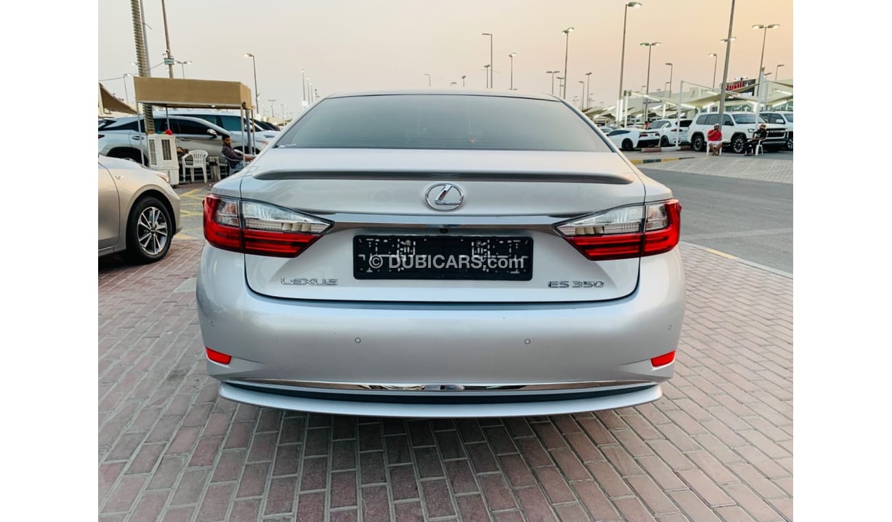 Used Lexus ES350 2017 for sale in Sharjah - 653453