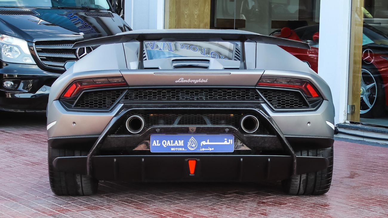 Used Lamborghini Huracan LP640-4 performante 2018 for sale in Dubai ...