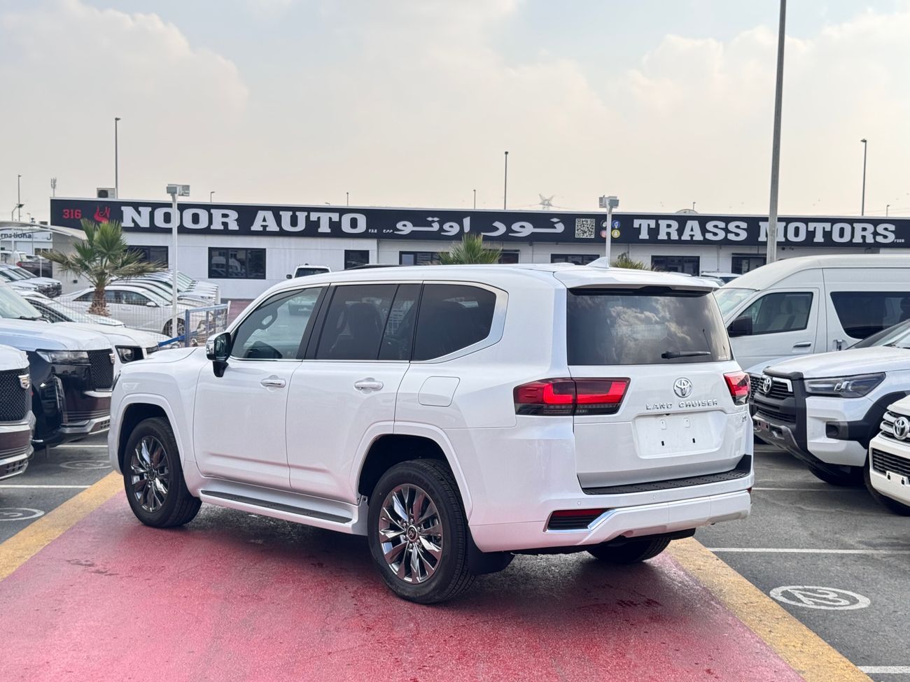 New Toyota Land Cruiser 300 ZX 2024 Petrol 3.5L RHD Brand New 0Km 2025 ...