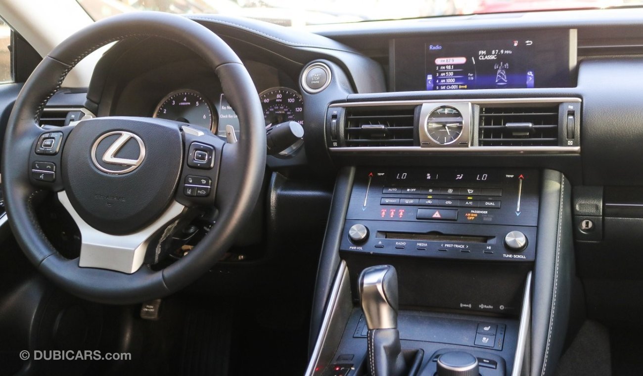 Used Lexus IS 200 2017 for sale in Sharjah - 413301