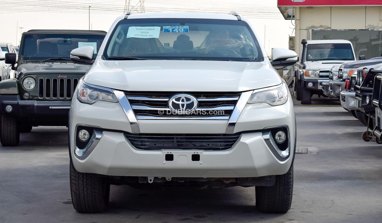Used Toyota Fortuner V6 2016 for sale in Dubai - 207257