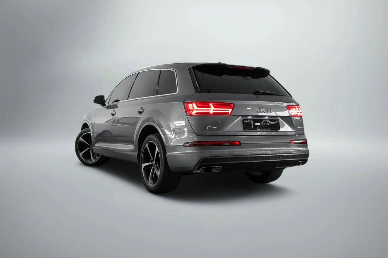 Used Audi Q7 45 TFSI quattro 2018 for sale in Dubai - 762772