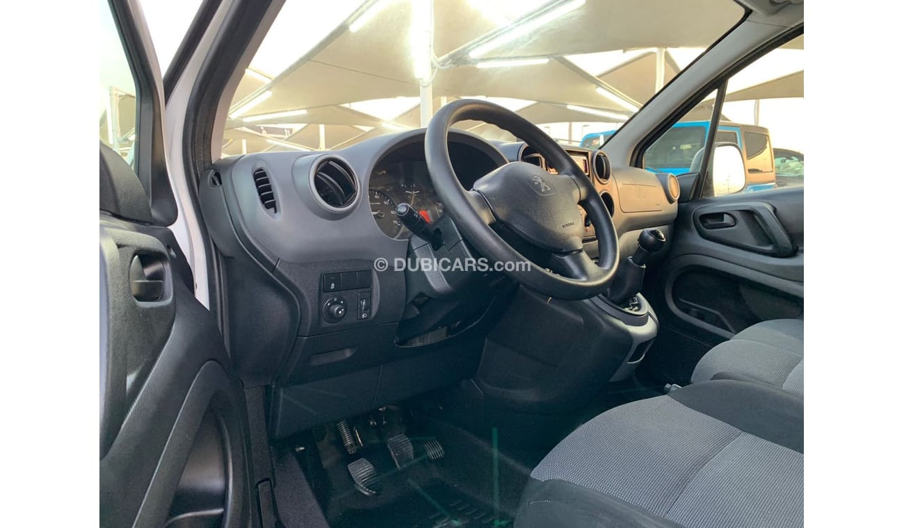 Used Peugeot Partner 2019 Van Ref#88 2019 for sale in Sharjah - 581897