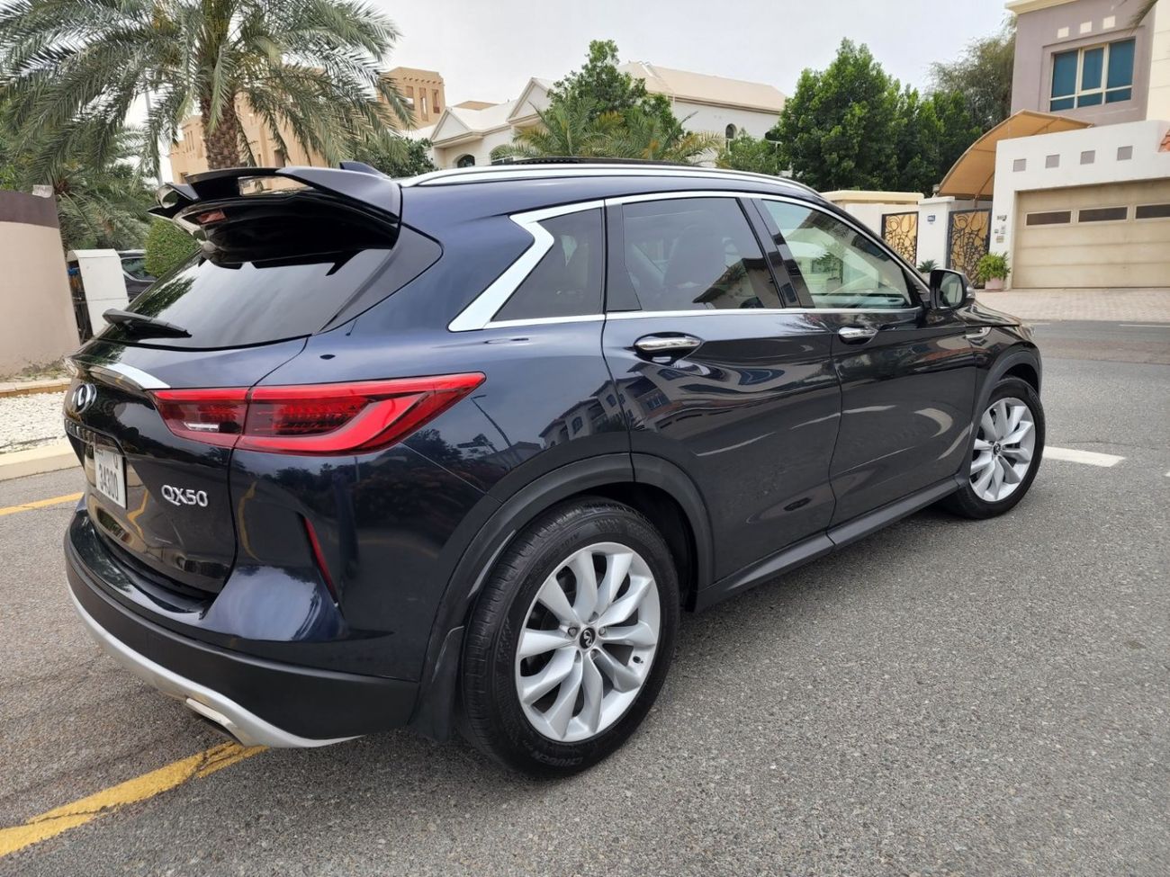 Used Infiniti QX50 2.0T Luxe (AWD) 2019 for sale in Dubai - 832234
