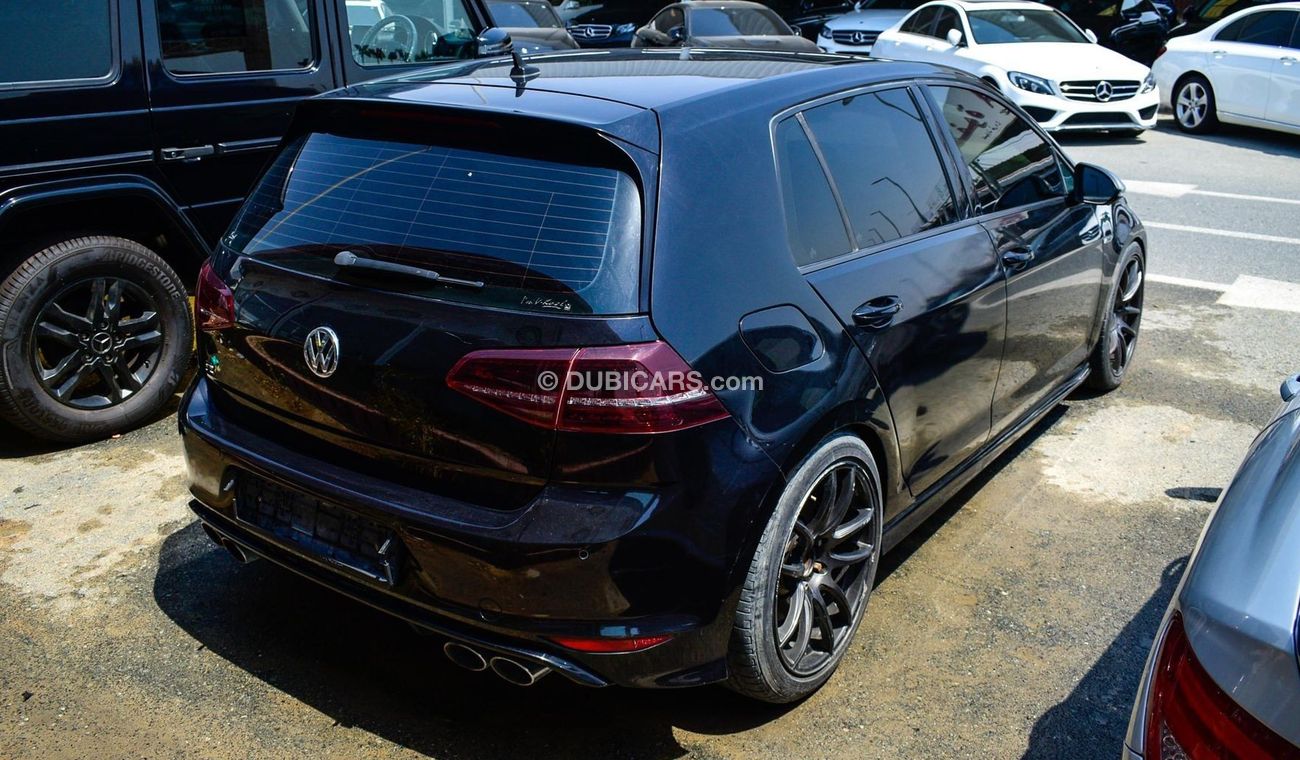 Used Volkswagen Golf R 4 Motion 2015 for sale in Dubai - 324330