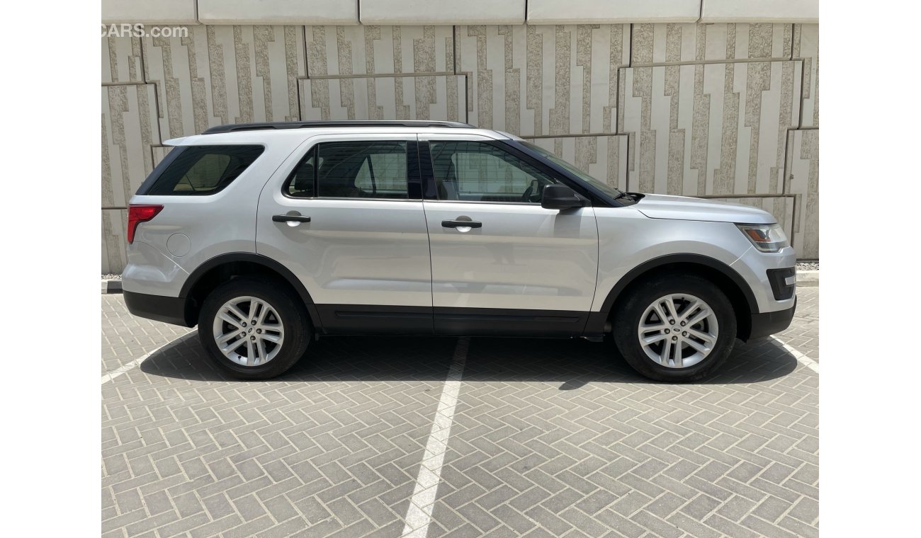 Used Ford Explorer 3500 2017 for sale in Dubai - 460867