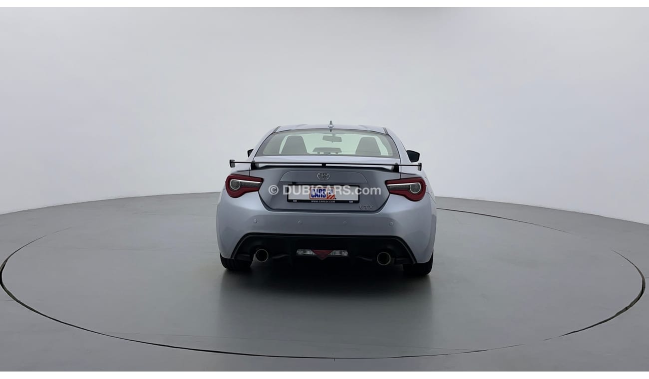 Used Toyota 86 VTX 2000 2018 for sale in Dubai - 487531