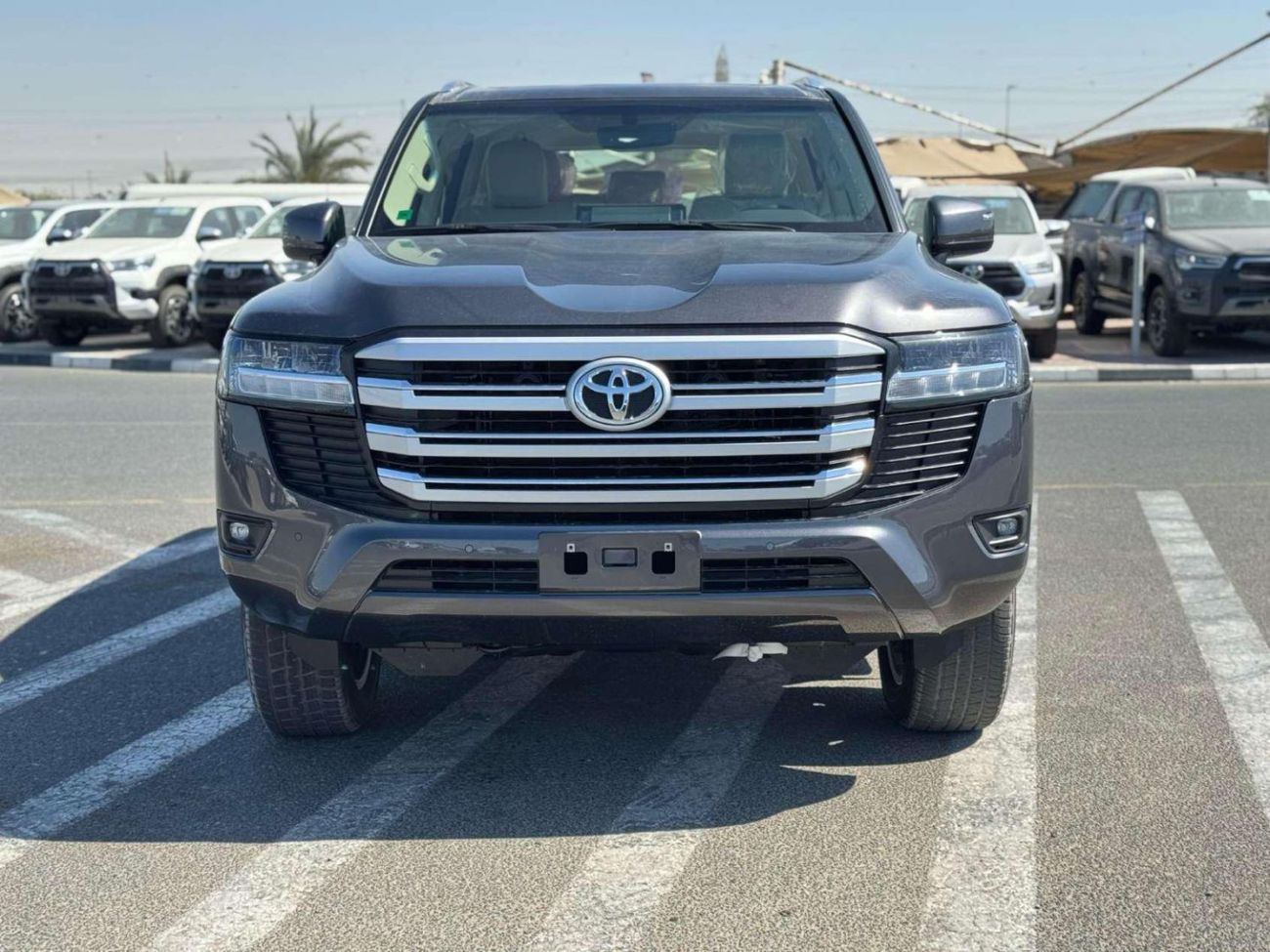 New 2025 Toyota Land Cruiser GXR 4.0L AT Petrol Full Option 2025 for sale in Dubai - 835938