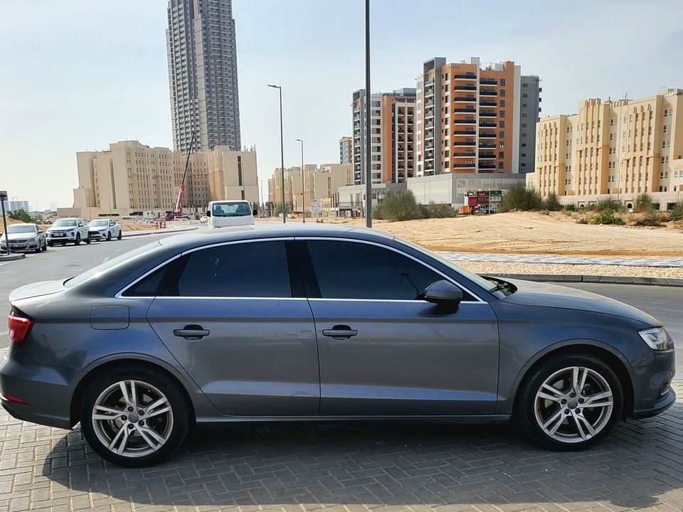 مستعملة أودي A3 standards 2019 للبيع في دبي - 676389