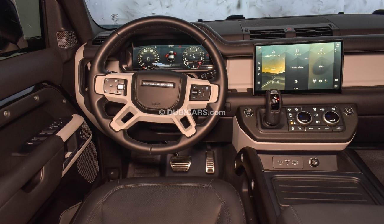 Used Land Rover Defender HSE P400 2022 for sale in Dubai - 557426