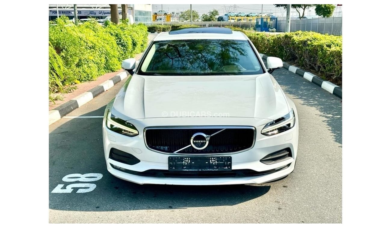 مستعملة فولفو S90 مومنتوم 2019 للبيع في دبي - 698743