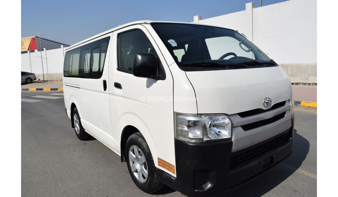 Used Toyota Hiace 6 seater Van, model:2016 2016 for sale in Sharjah ...