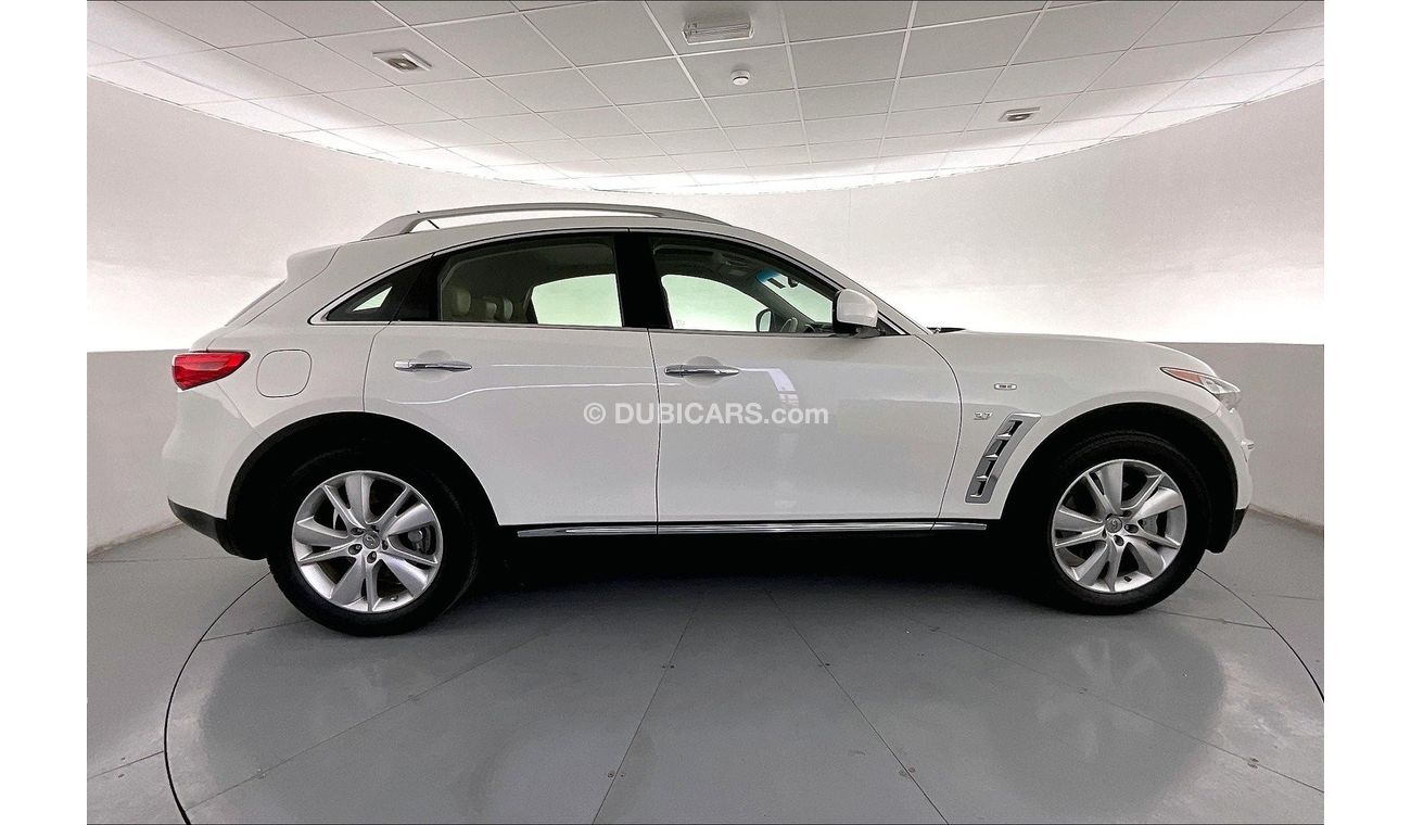 Used Infiniti QX70 Limited 2018 for sale in Dubai - 652379