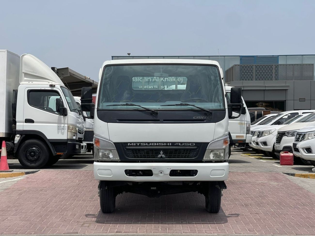Used Mitsubishi Fuso Canter 2016 I 4x4 Double Cabine I Ref#324 2016 for sale in Sharjah - 768159