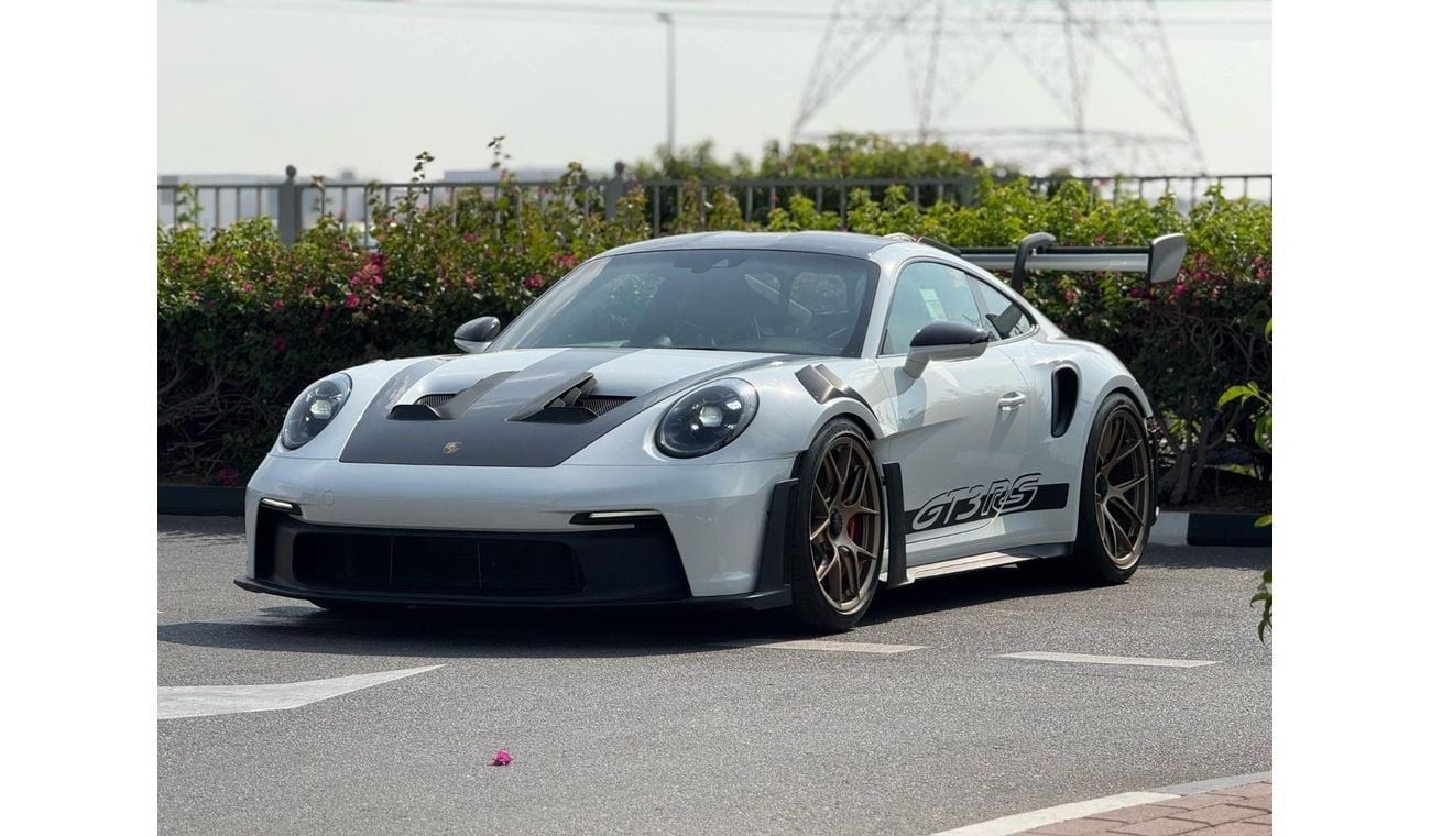 New Porsche 911 GT3 RS 4.0L (520 HP) Coupe GCC SPEC UNDER WARRANTY 2024 for sale in Dubai - 802955