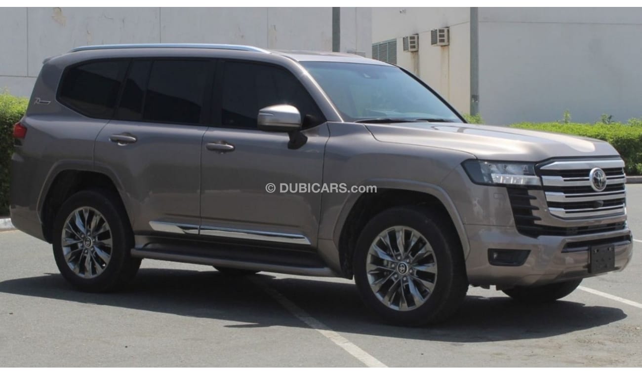 Used Toyota Land Cruiser GXR-V LC300 GCC 2022 for sale in Dubai - 659108