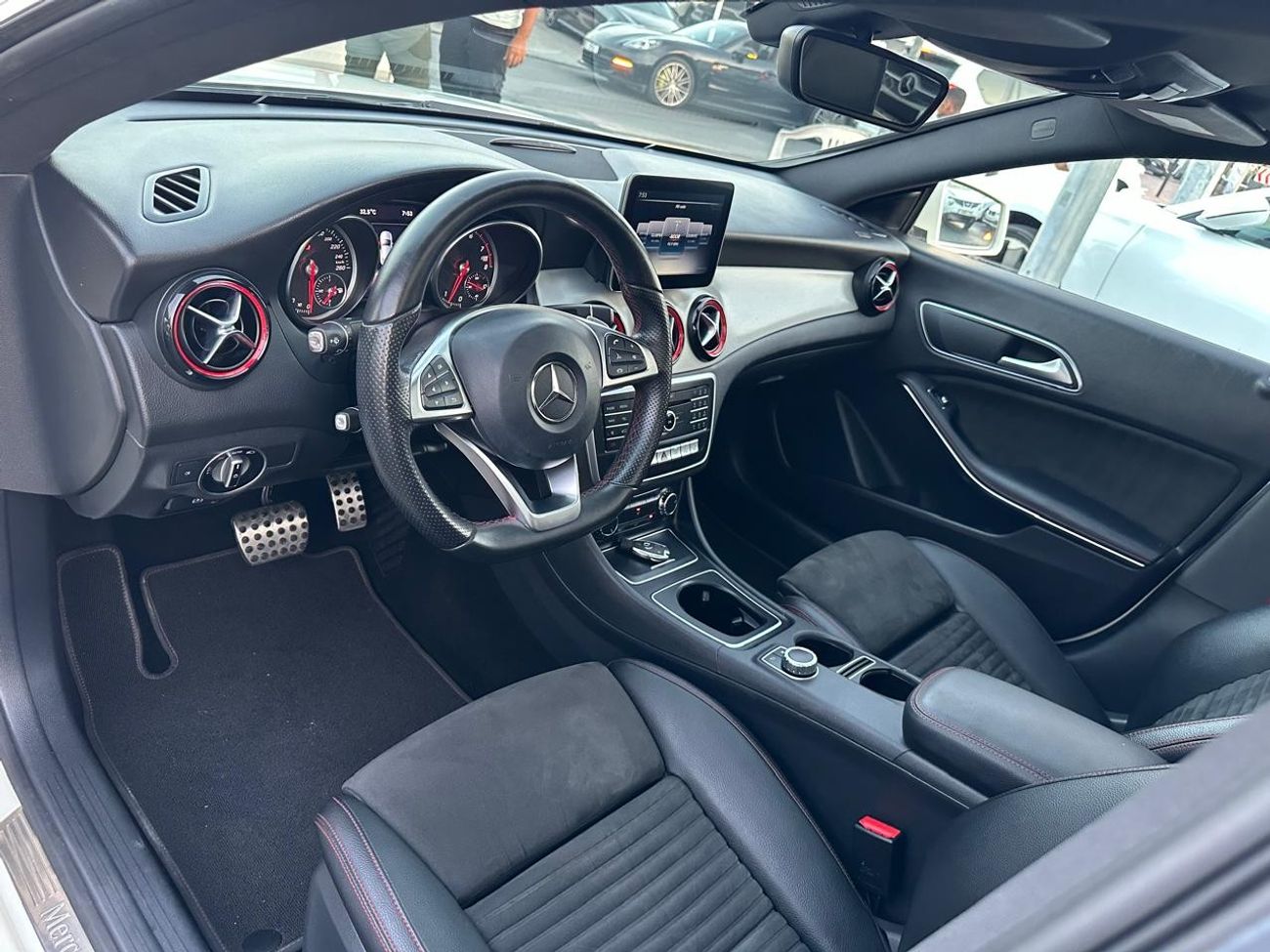 Used Mercedes-Benz CLA 250 Sport 45 Mercedes CLA 250_Gcc_2018_Excellent ...