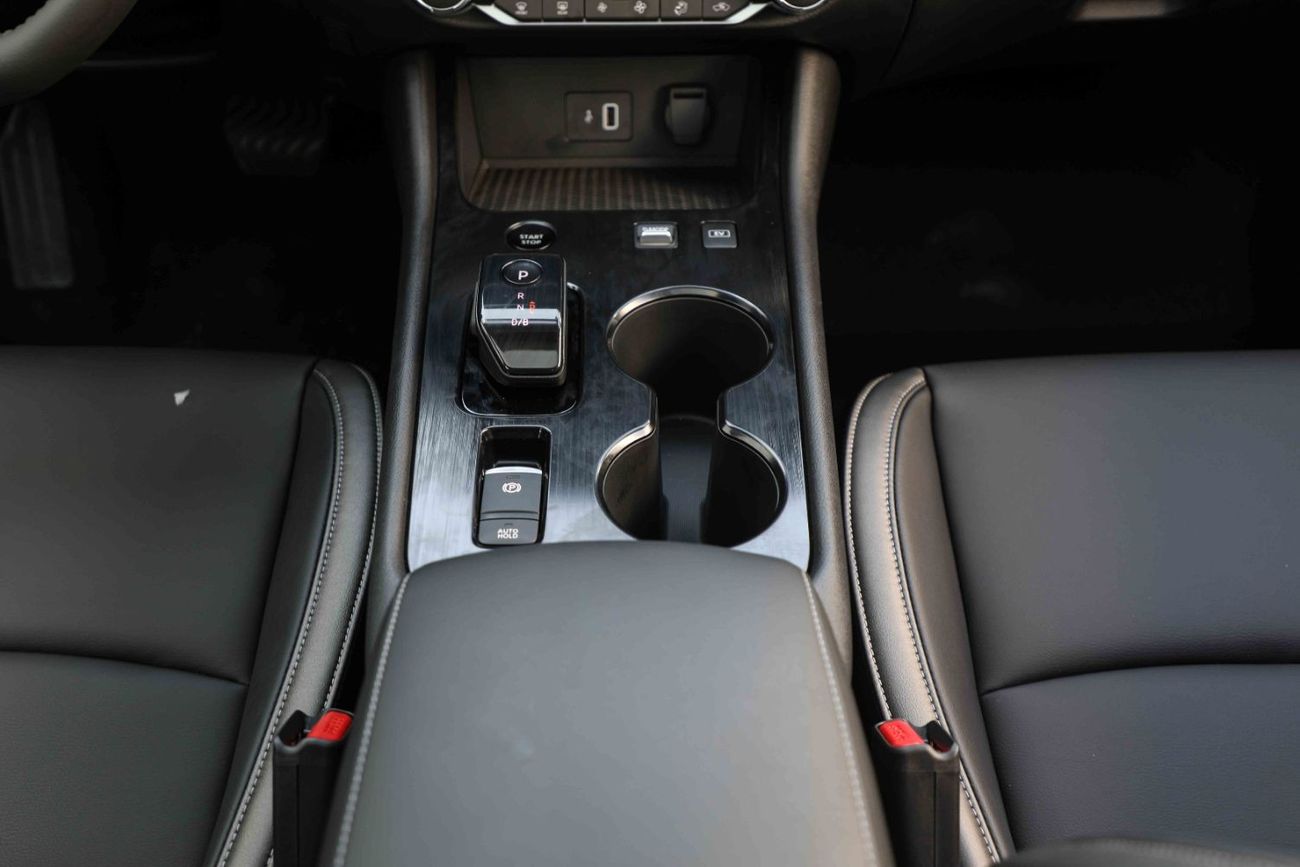 New 2024 Nissan Sylphy 1.5 E-POWER ULTRA HYBRID PLUS - White inside Black | Export Only 2024 for ...