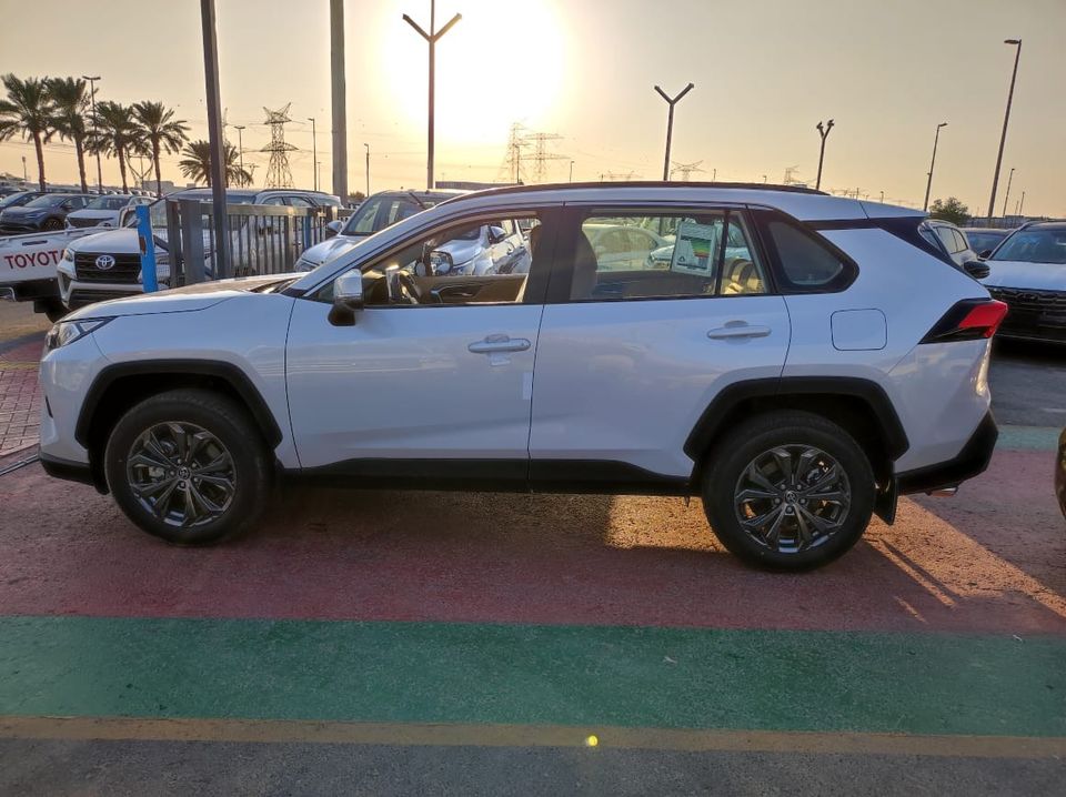 New Toyota RAV4 XLE Model White Color 2.0L Petrol AWD,,CUV,, 5 doors ,, 5 seats 2023 for sale in ...