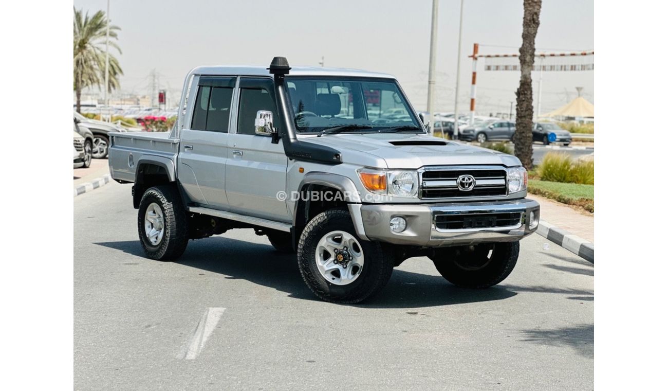 Used Toyota Land Cruiser Pick Up Land Cruiser double cabin 2016 for ...