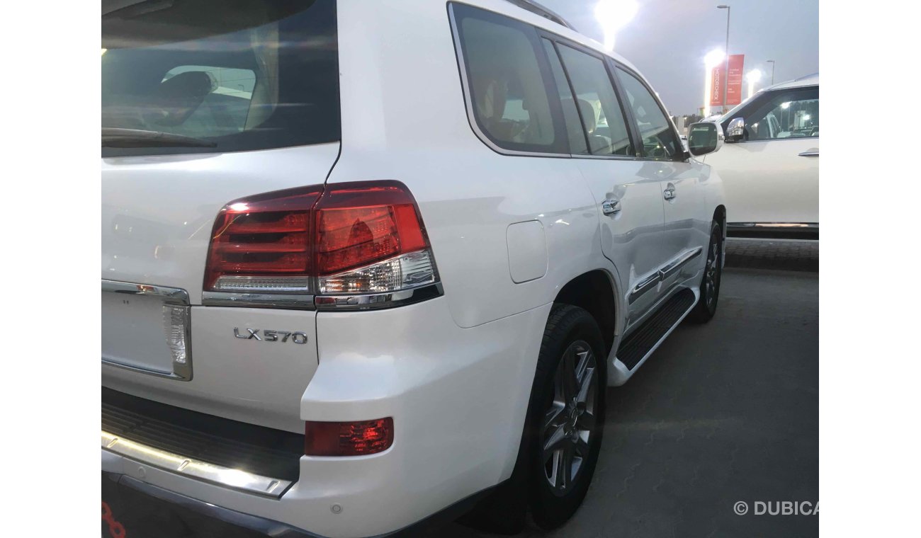Used Lexus LX570 2012 for sale in Sharjah - 146399