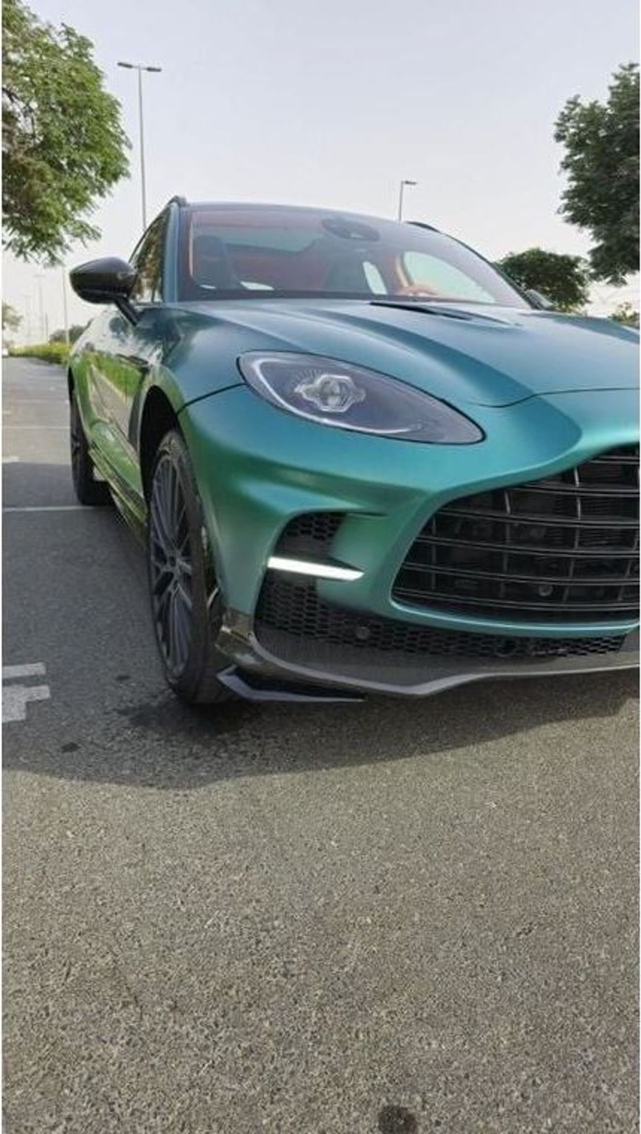 Used Aston Martin DBX ASTON MARTIN DBX : 4.0-liter twin-turbo V8 engine ...