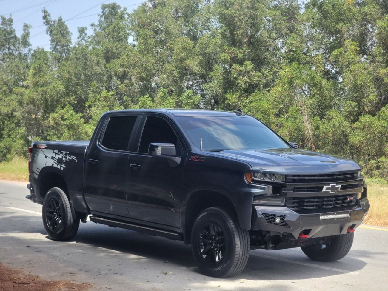 Used Chevrolet Silverado Trail Boss 2021 for sale in Dubai - 728156