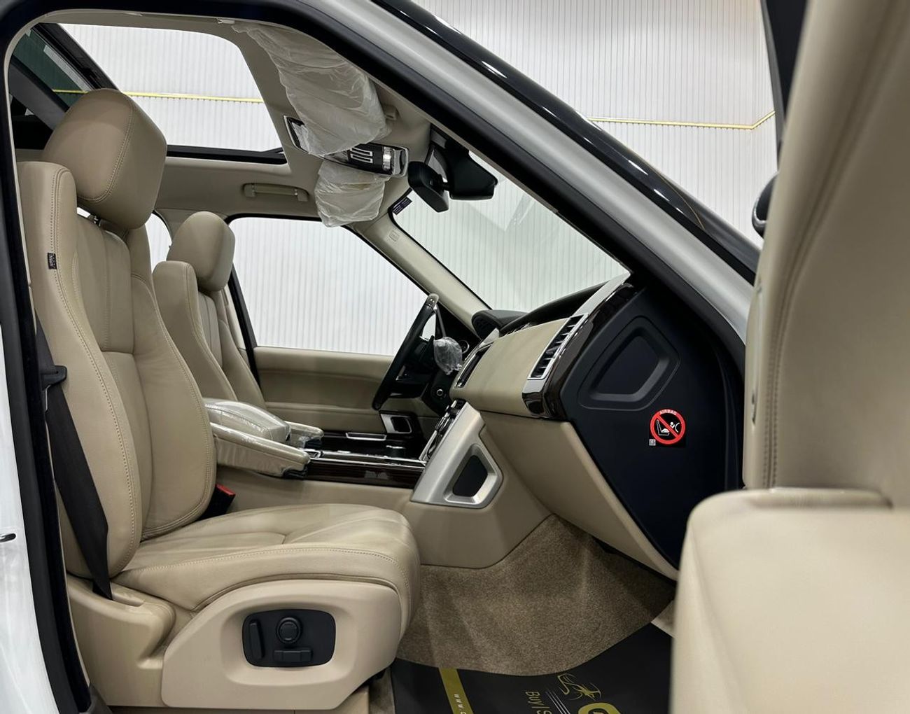 Used Land Rover Range Rover 2016 Range Rover Vogue V8, Full Service ...