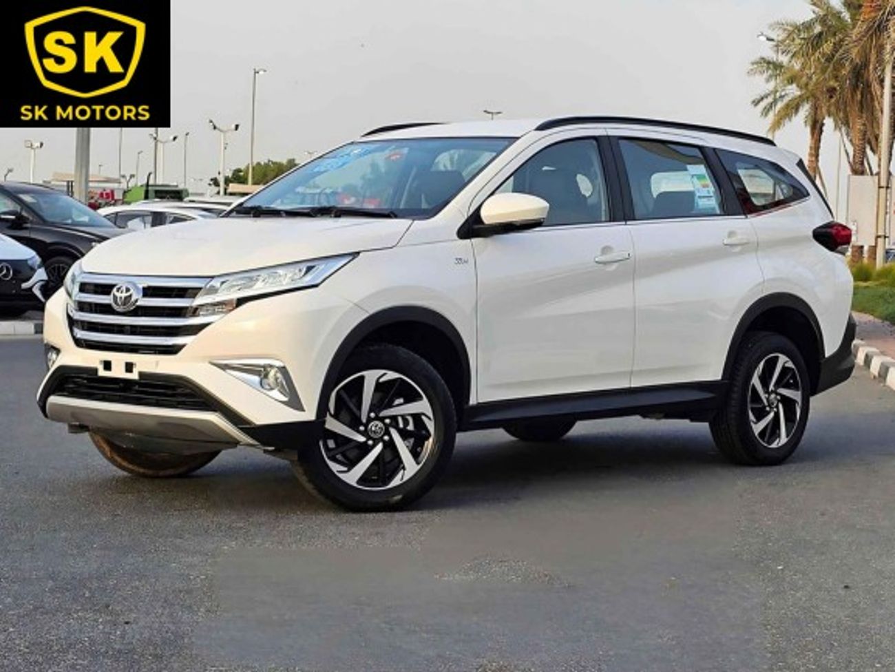 Used Toyota Rush EX GCC/ 7 SEATS/ RIMS/ LEATHER / PUSH START/ LOW ...