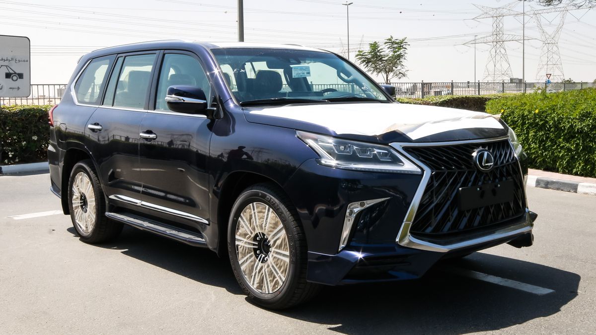 Lexus LX 570 S 18/18 for sale: AED 409,000. Blue, 2018