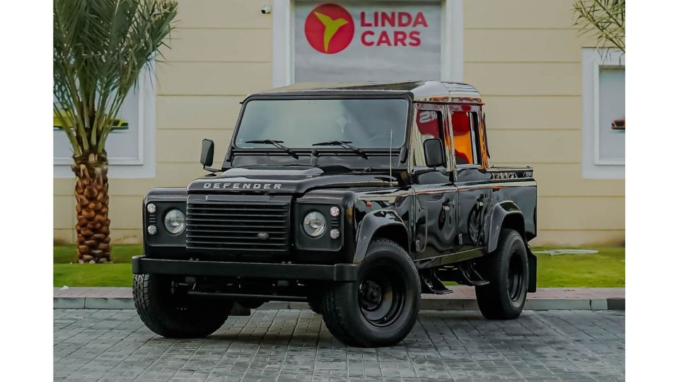 Used Land Rover Defender 110 2015 for sale in Dubai - 713196