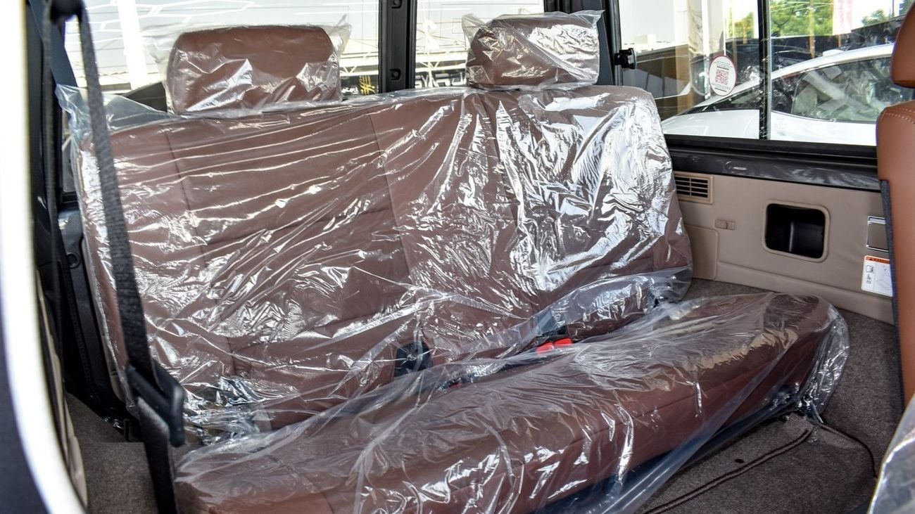 New Toyota Land Cruiser Hard Top LC 71 3 DOORS 4.0L V6 Petrol Auto ...