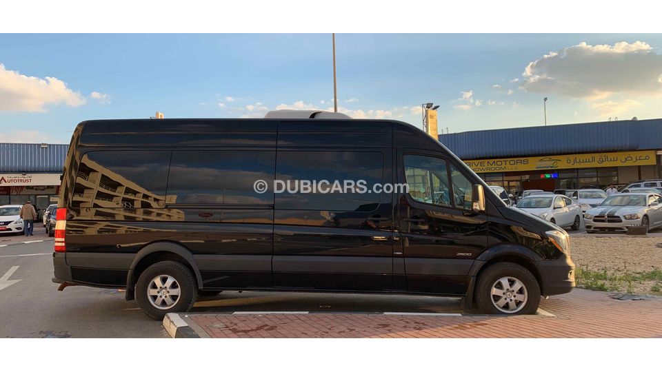 Used Mercedes-Benz Sprinter 2014 for sale in Dubai - 299146