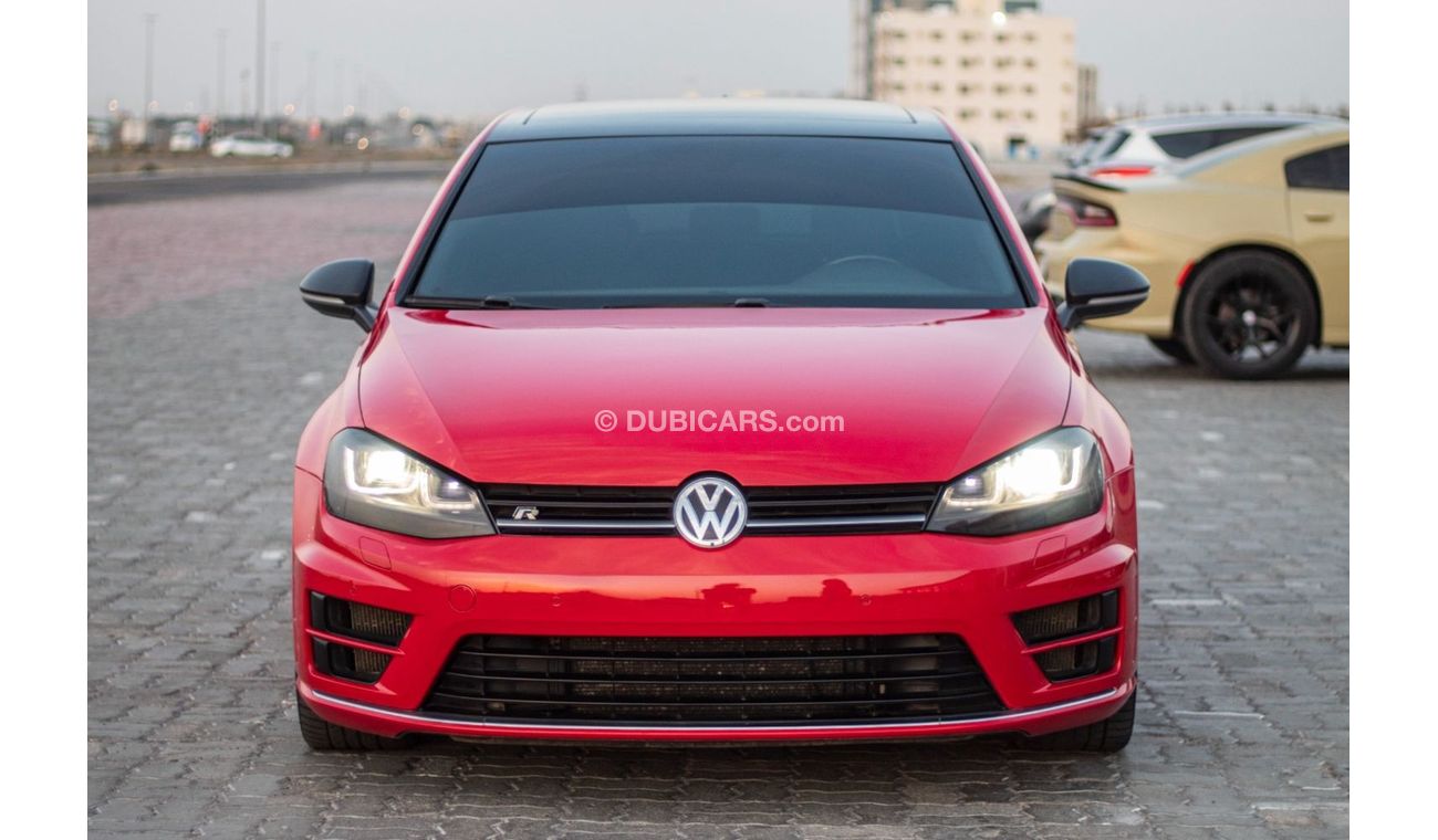 Used Volkswagen Golf R 2016 for sale in Dubai - 667442