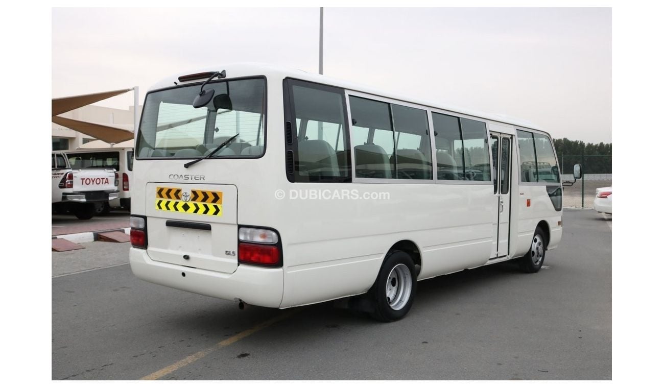 Used Toyota Coaster 30 SEATER BUS WITH GCC SPECS -EXCELLENT CONDITION ...