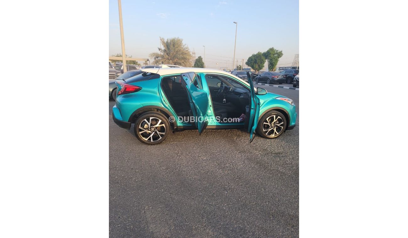Used Toyota CHR 2018 for sale in Dubai - 550181