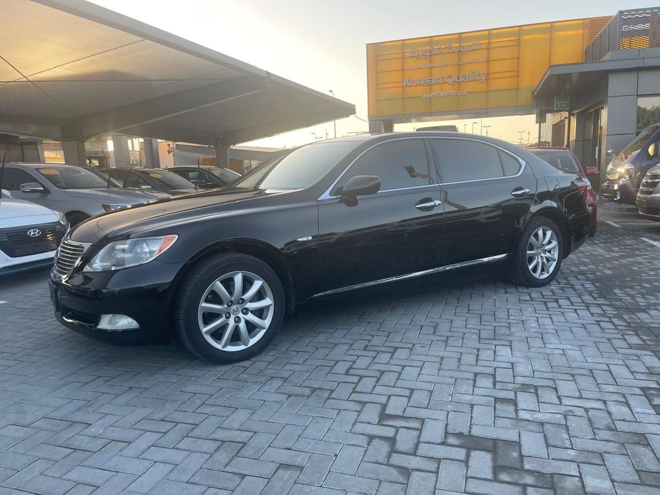 مستعملة لكزس LS 460 2007 للبيع في الشارقة - 858992