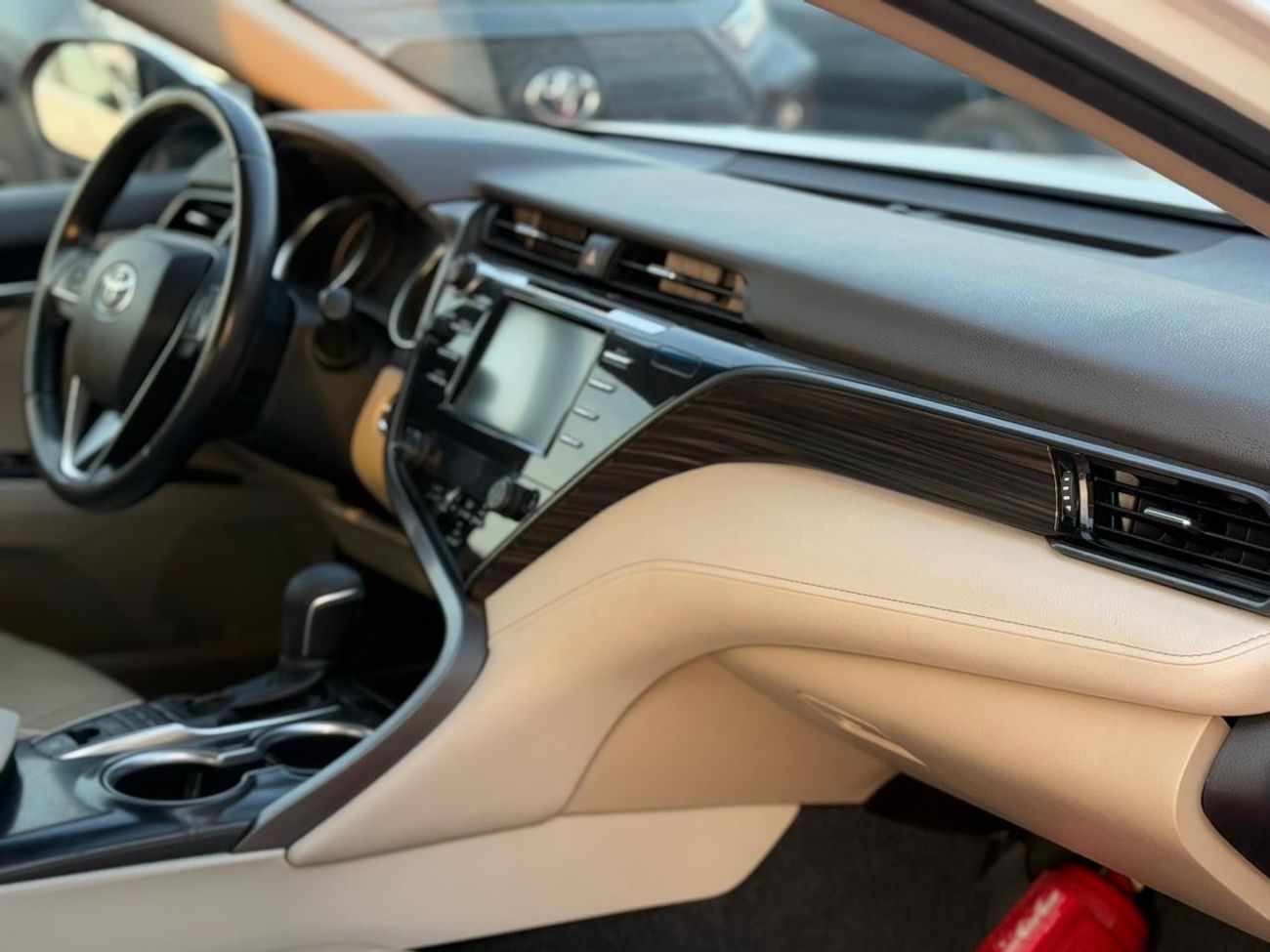 Used Toyota Camry 2019 | V6 | Ref#535 2019 for sale in Sharjah - 821208