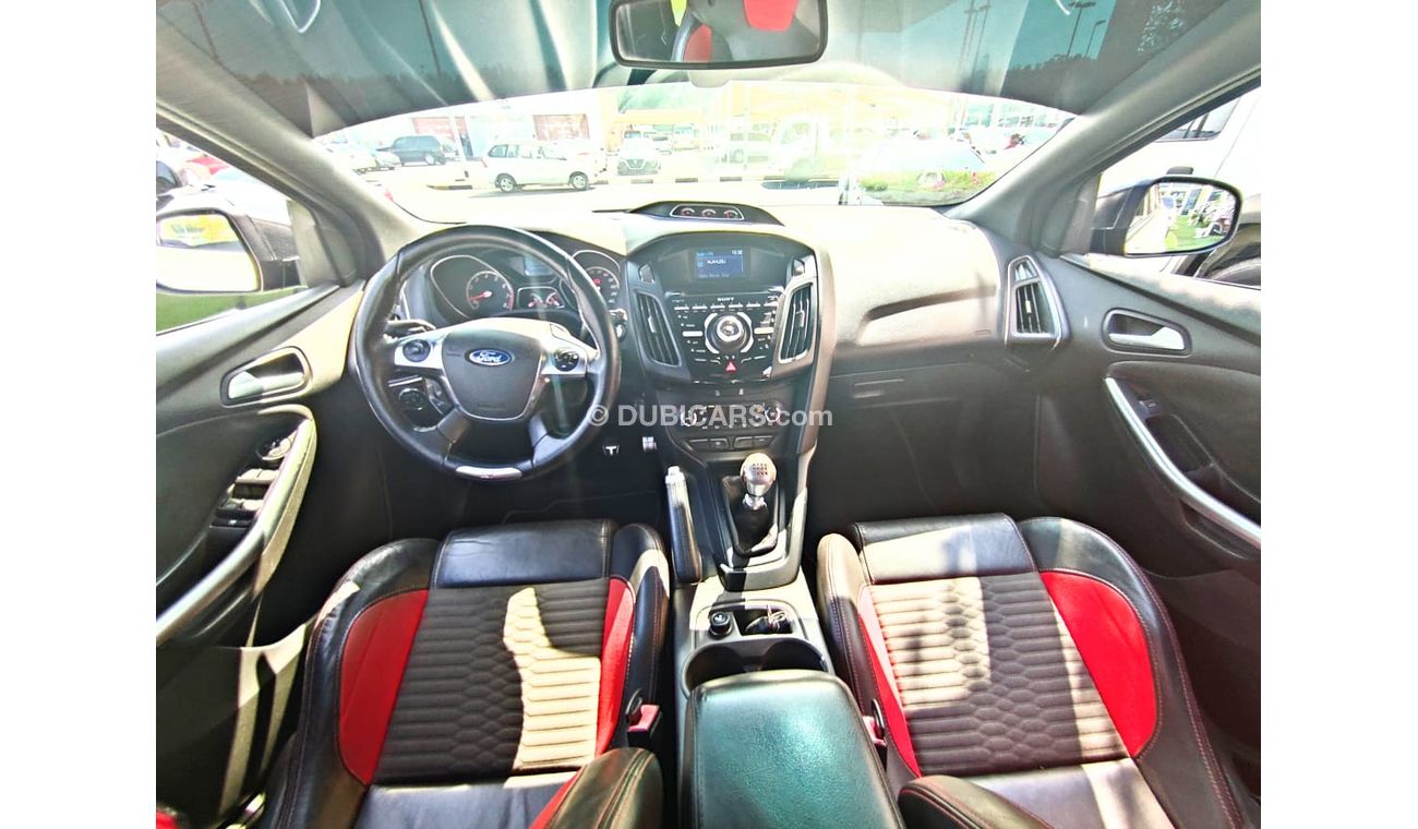 Used Ford Focus ST TURBO GCC TWO KEYS ONE OWNER 2013 for sale in ...