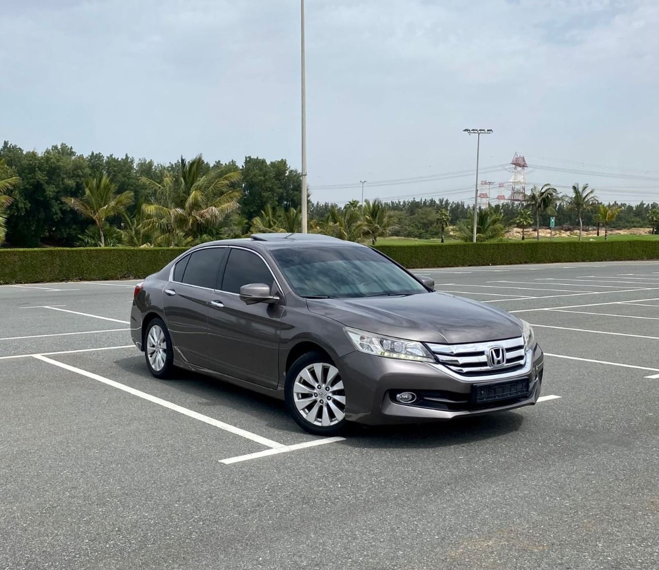 Used Honda Accord EX 2016 for sale in Dubai - 601979