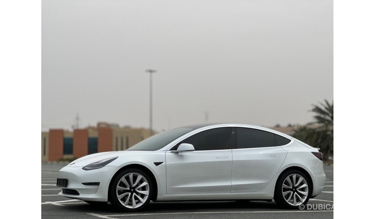 Used Tesla Model 3 Long Range 2020 for sale in Dubai - 548077
