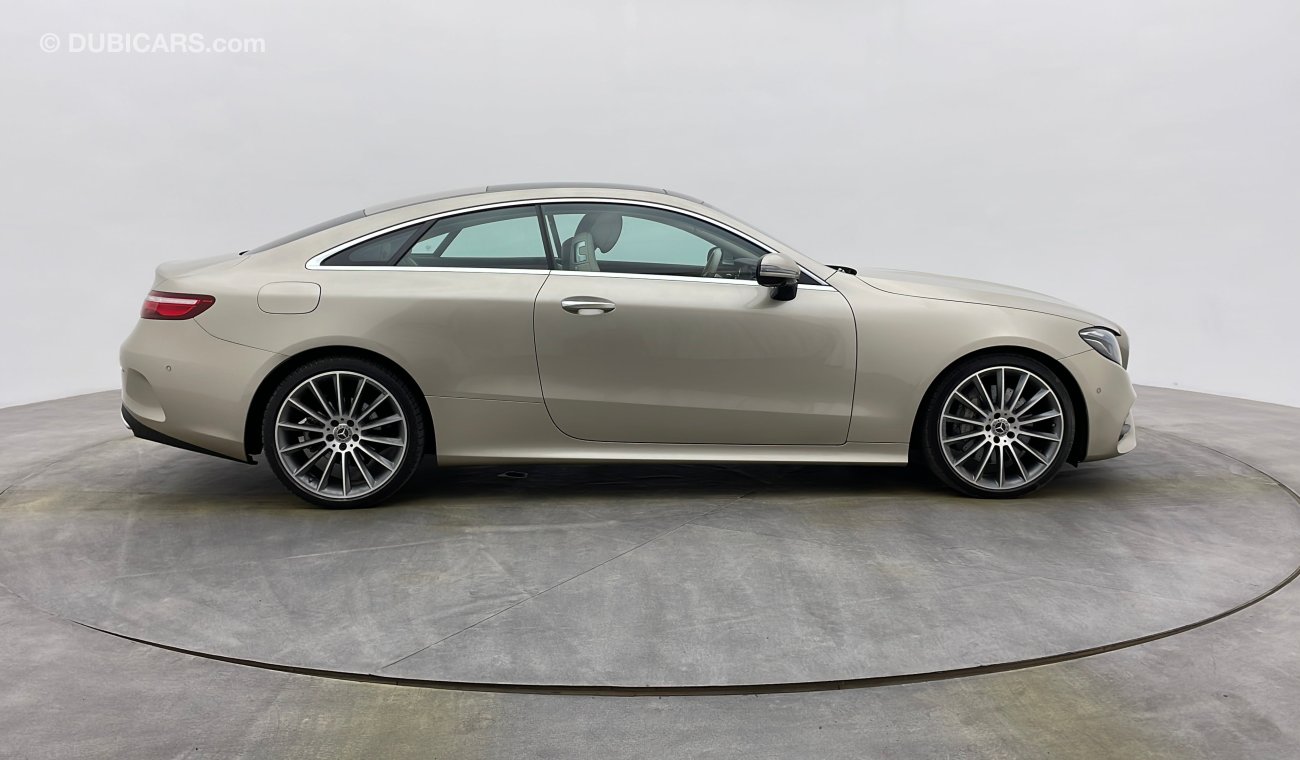 Used Mercedes-Benz E300 EMC 2000 2019 for sale in Dubai - 475650