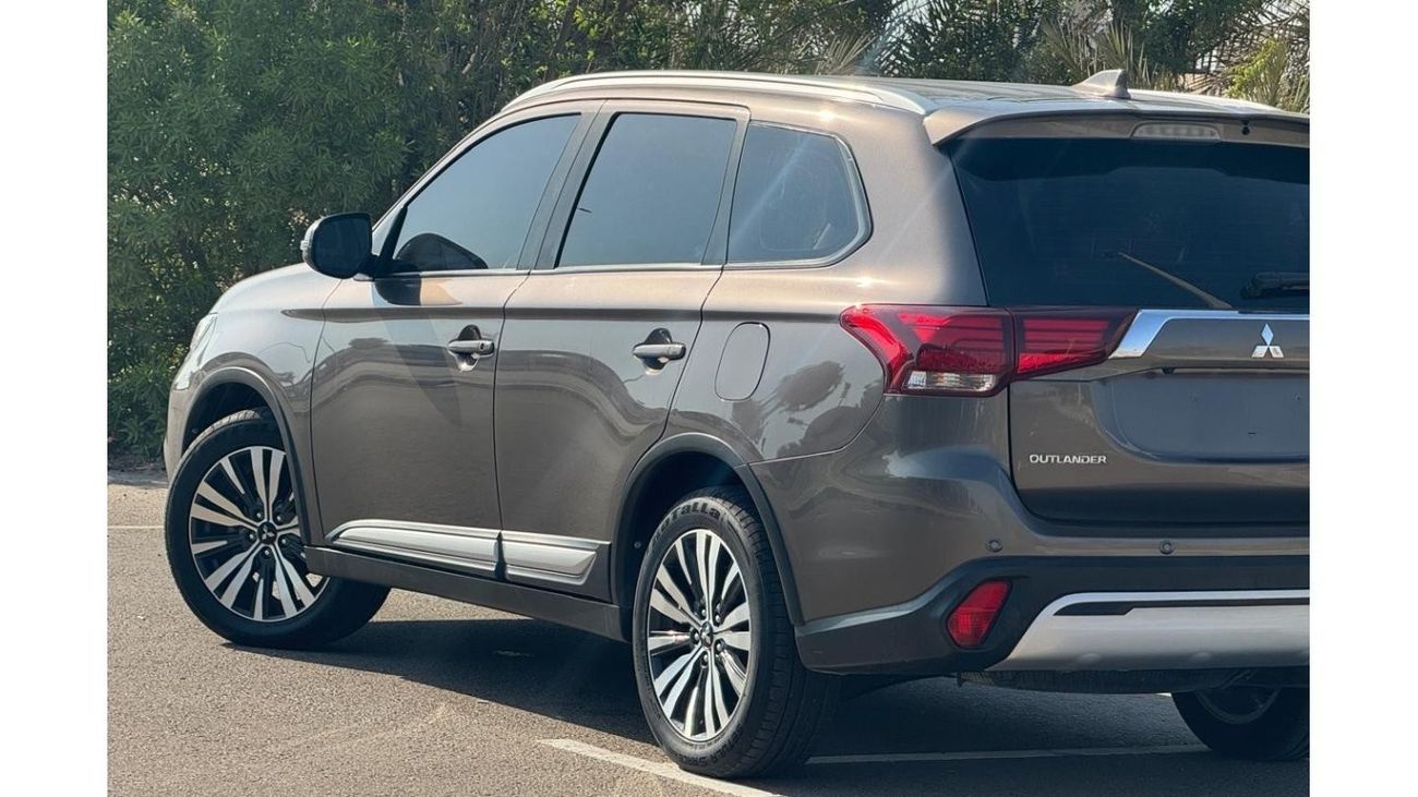 Used Mitsubishi Outlander GLX High 2020 2.4L GCC (880/-MONTHLY) 7 ...