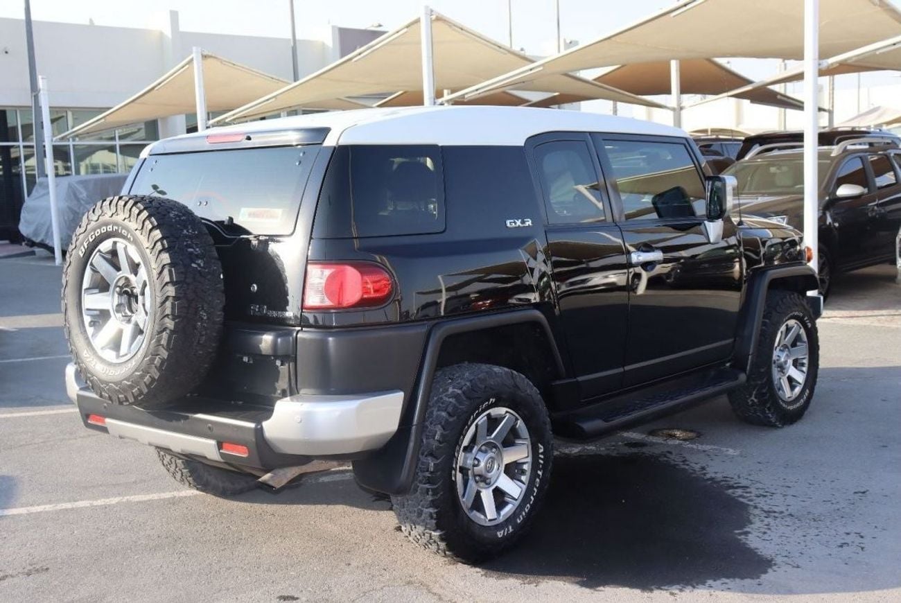 Used GXR Toyota FJ Cruiser GX.R 2017 2017 for sale in Dubai - 536912