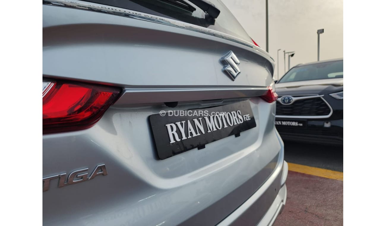 New Suzuki ERTIGA 1.5L Petrol, SUV, FWD, 5Doors Color Silver Model 2024 ...