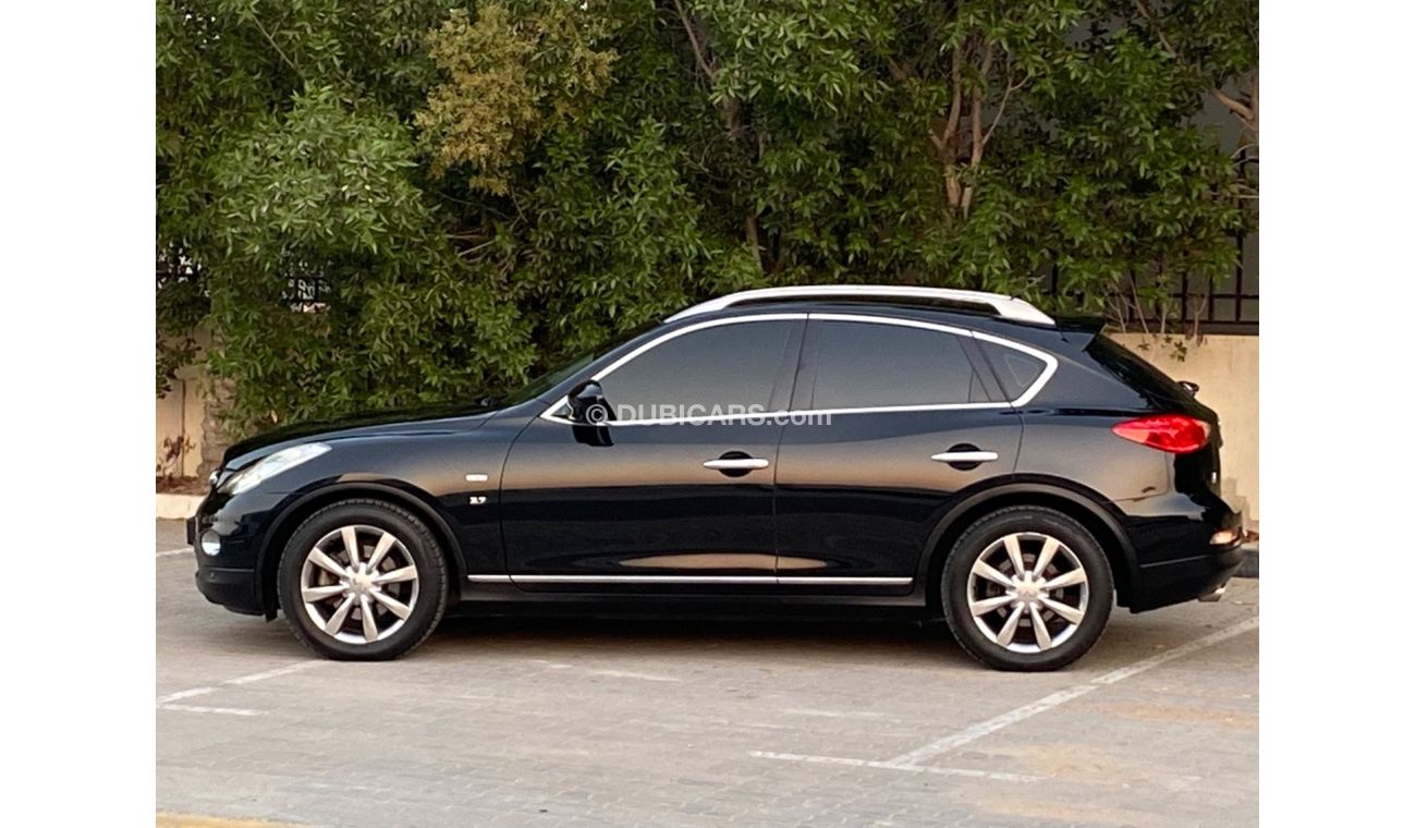 Used Infiniti QX50 2015 for sale in Sharjah - 551310