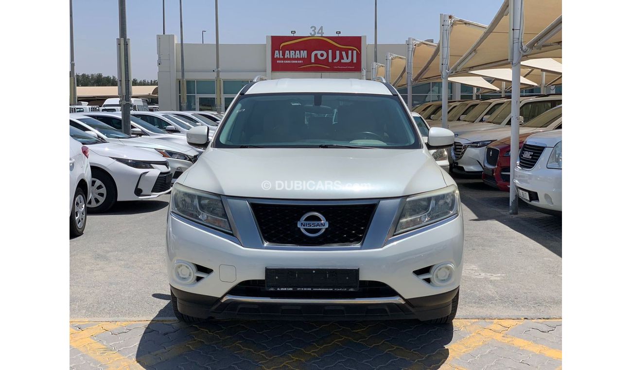 Used Nissan Pathfinder 2016 I Ref#257 2016 for sale in Sharjah - 608161