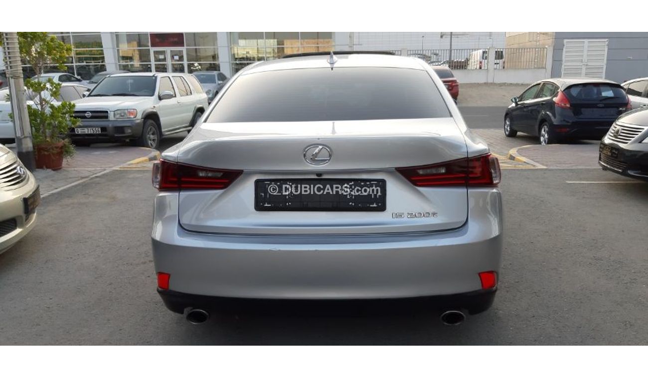 Used Lexus IS 200 2016 for sale in Sharjah - 239820