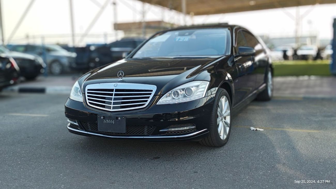 Used Mercedes-Benz S 550 2012 for sale in Dubai - 785165