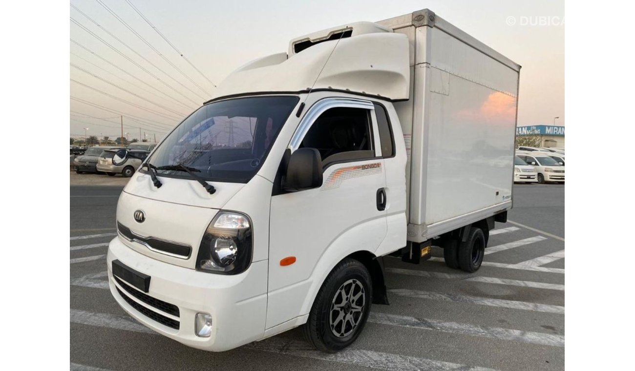 Used KIA BONGO III 2014 for sale in Dubai - 360265